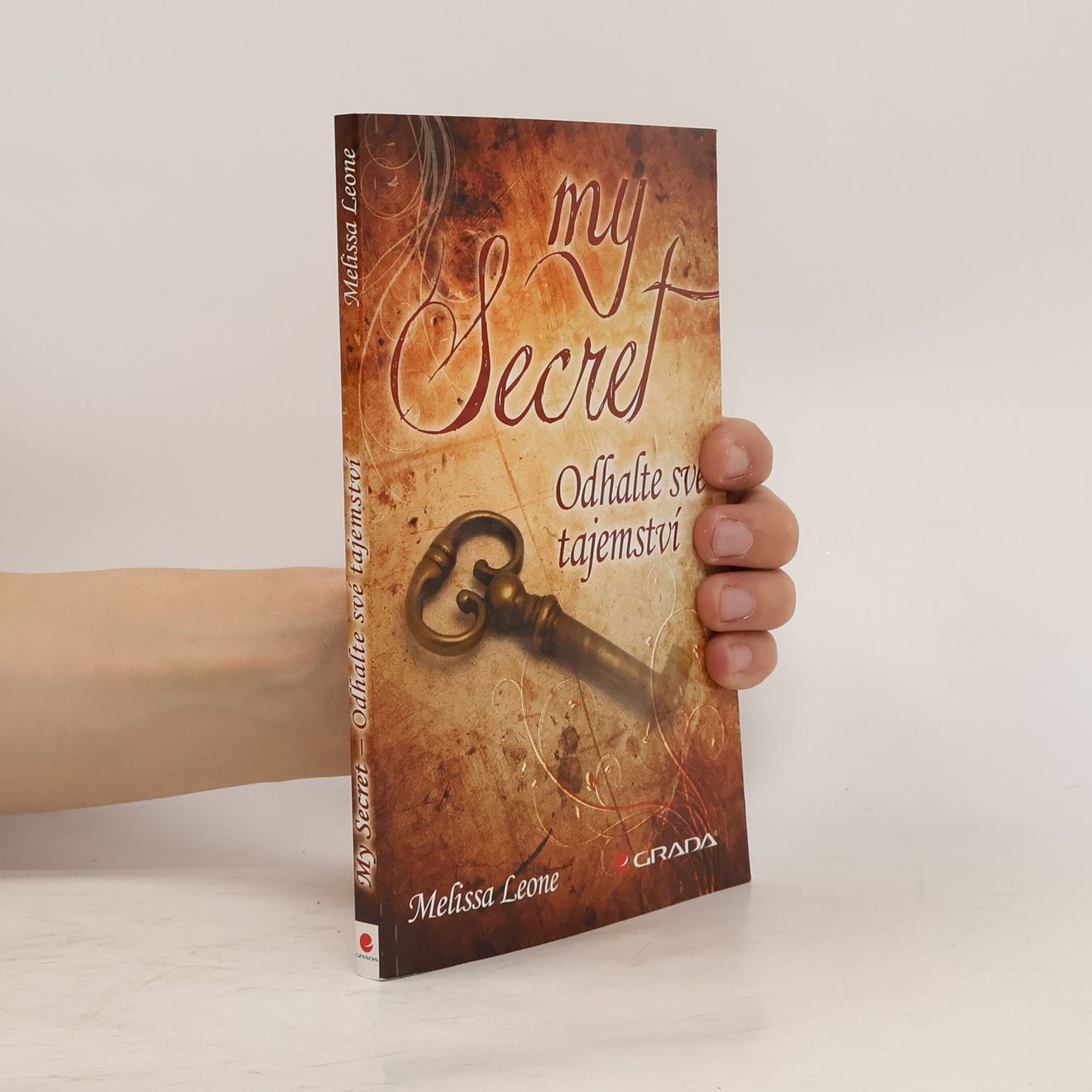 Melissa Leone (Životopis) | knihobot.cz