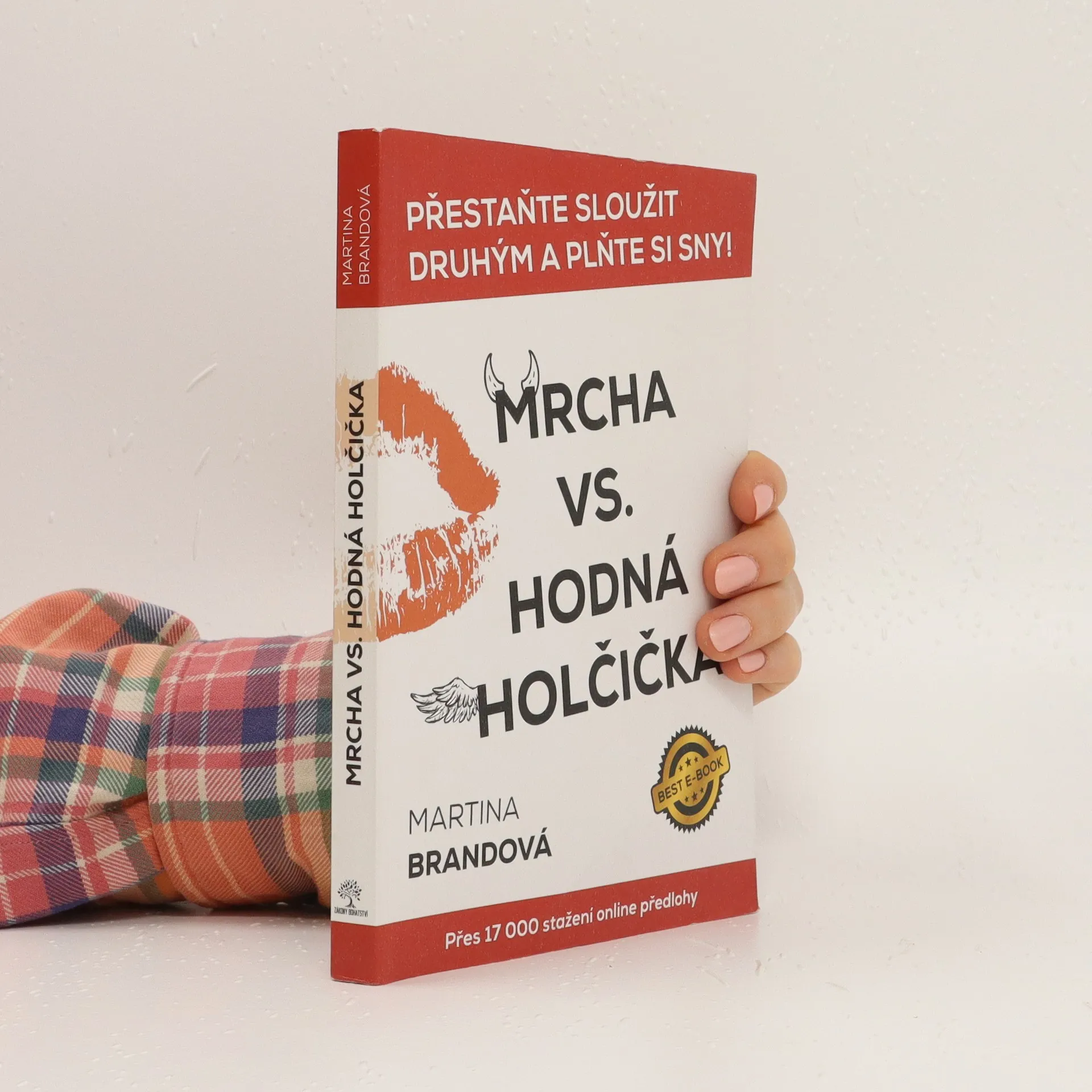 Mrcha vs. hodná holčička - Martina Brand - knihobot.cz