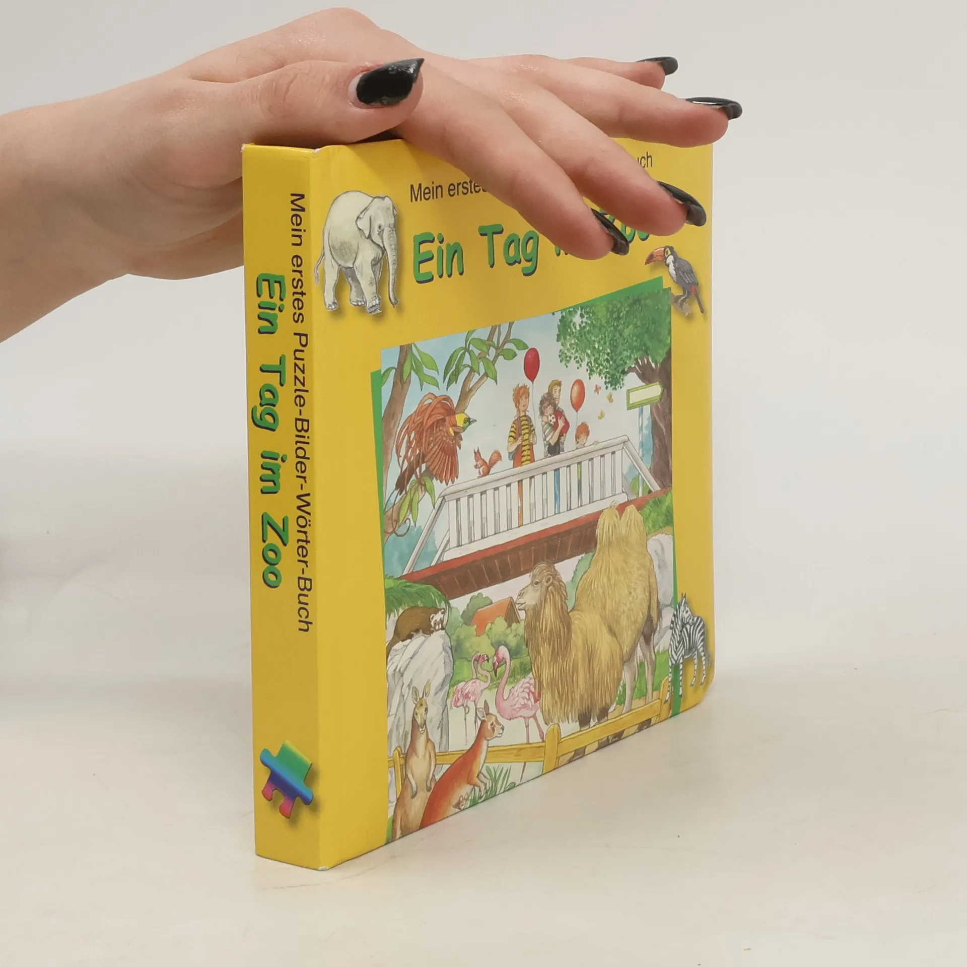 Ein Tag im Zoo - kolektiv - knihobot.cz