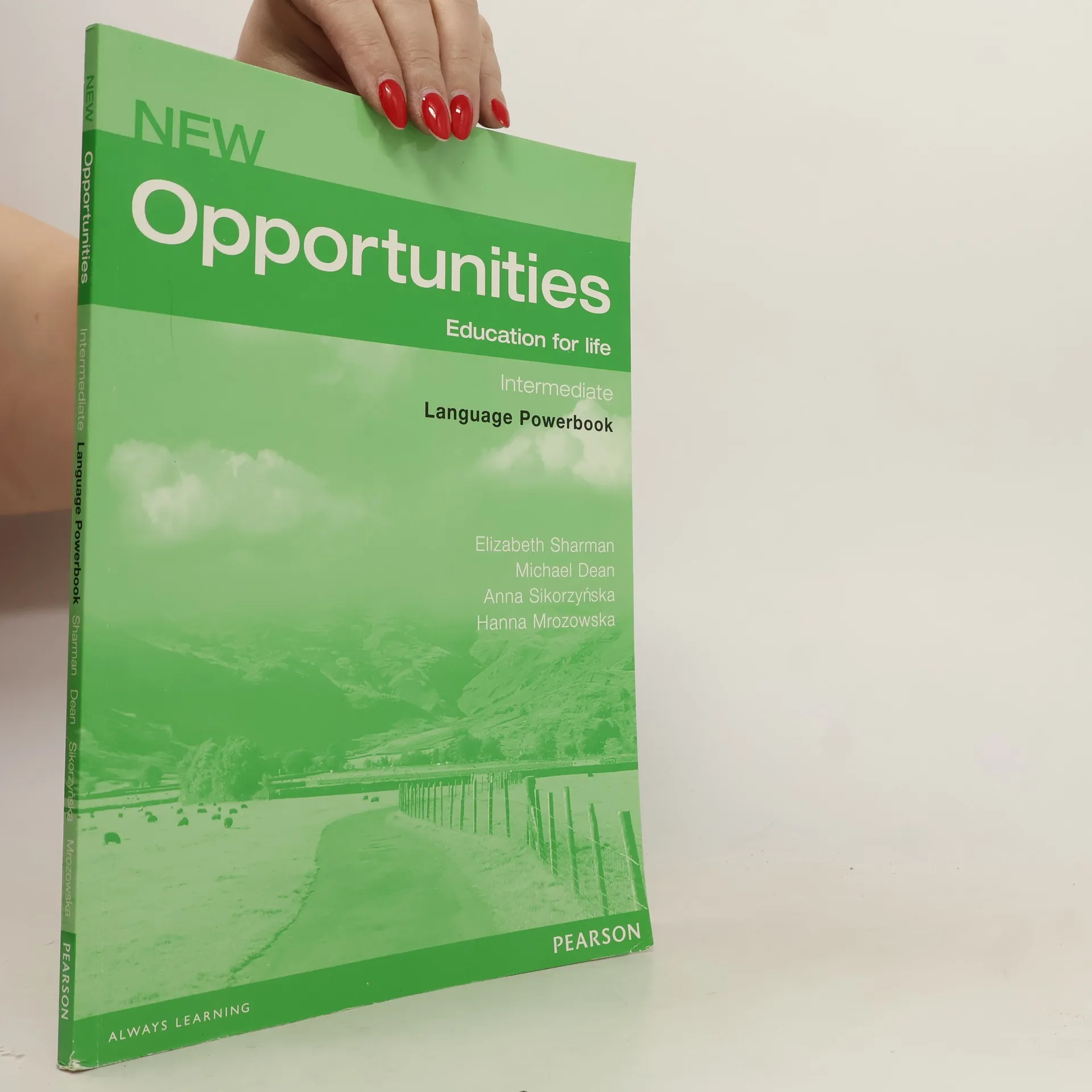 New opportunities: intermediate. Language powerbook - Elizabeth Sharman ...