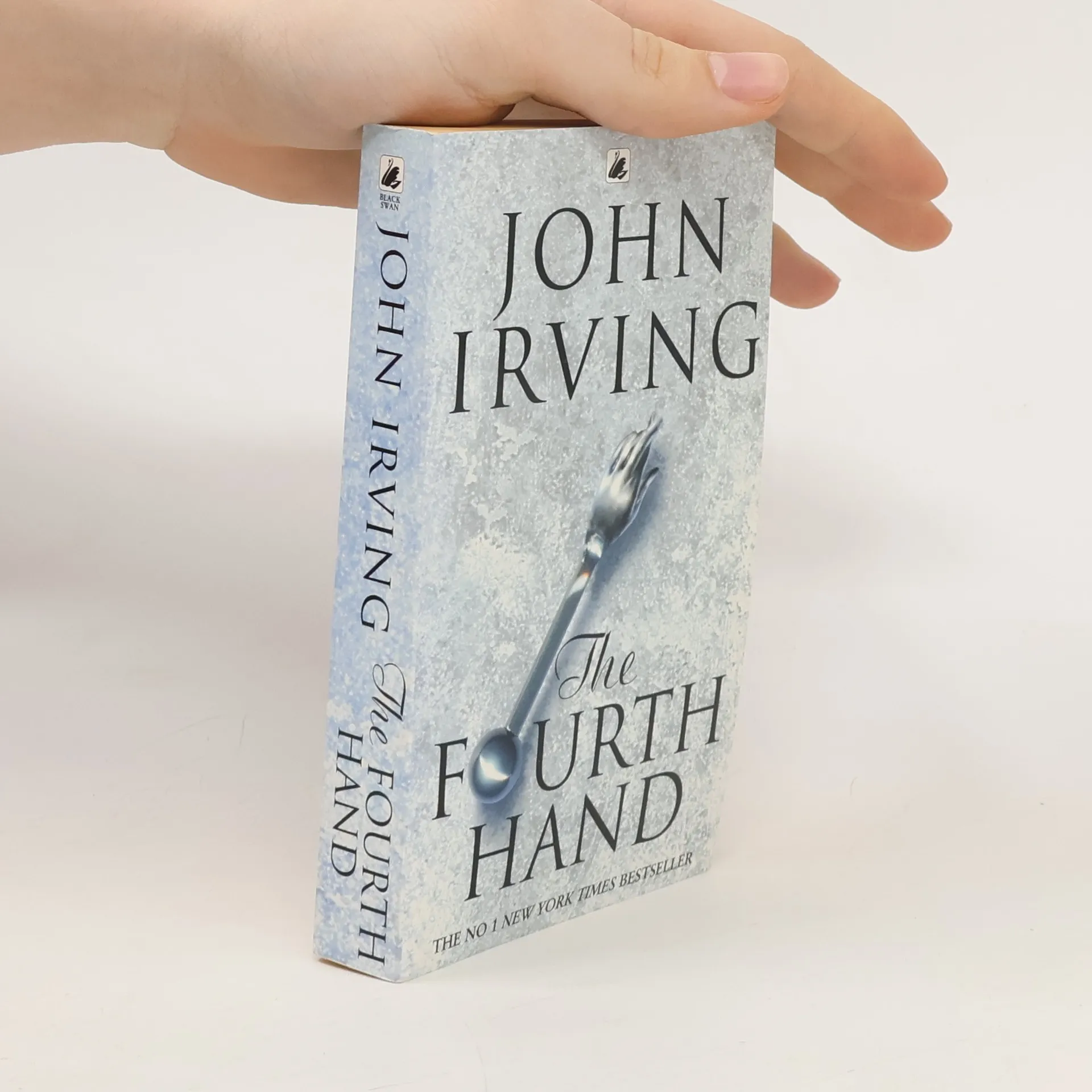 The Fourth Hand - John Irving - knihobot.cz