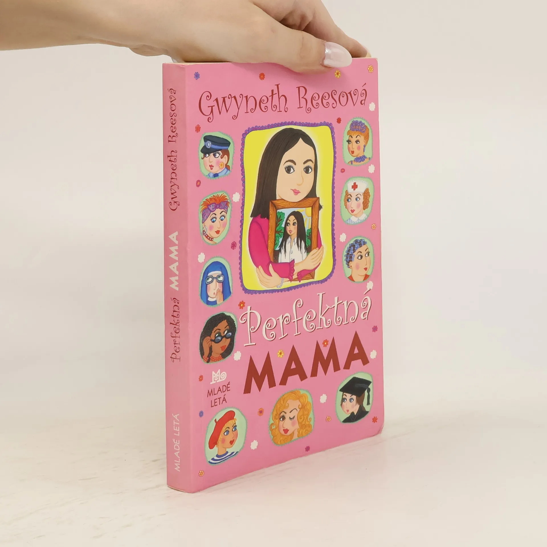 Perfektná mama - Gwyneth Rees - knihobot.cz