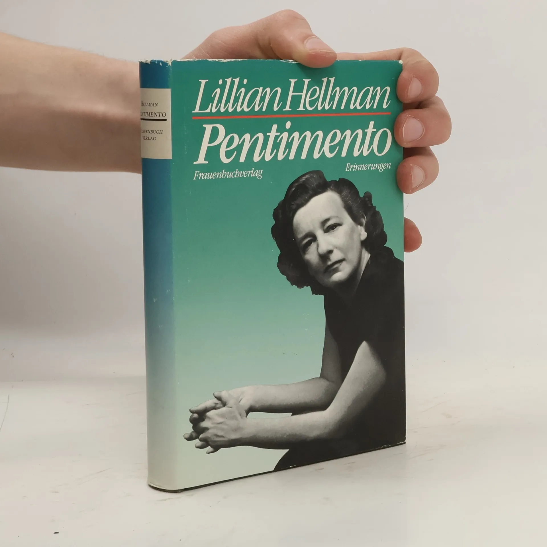 Pentimento - Lillian Hellman - knihobot.cz