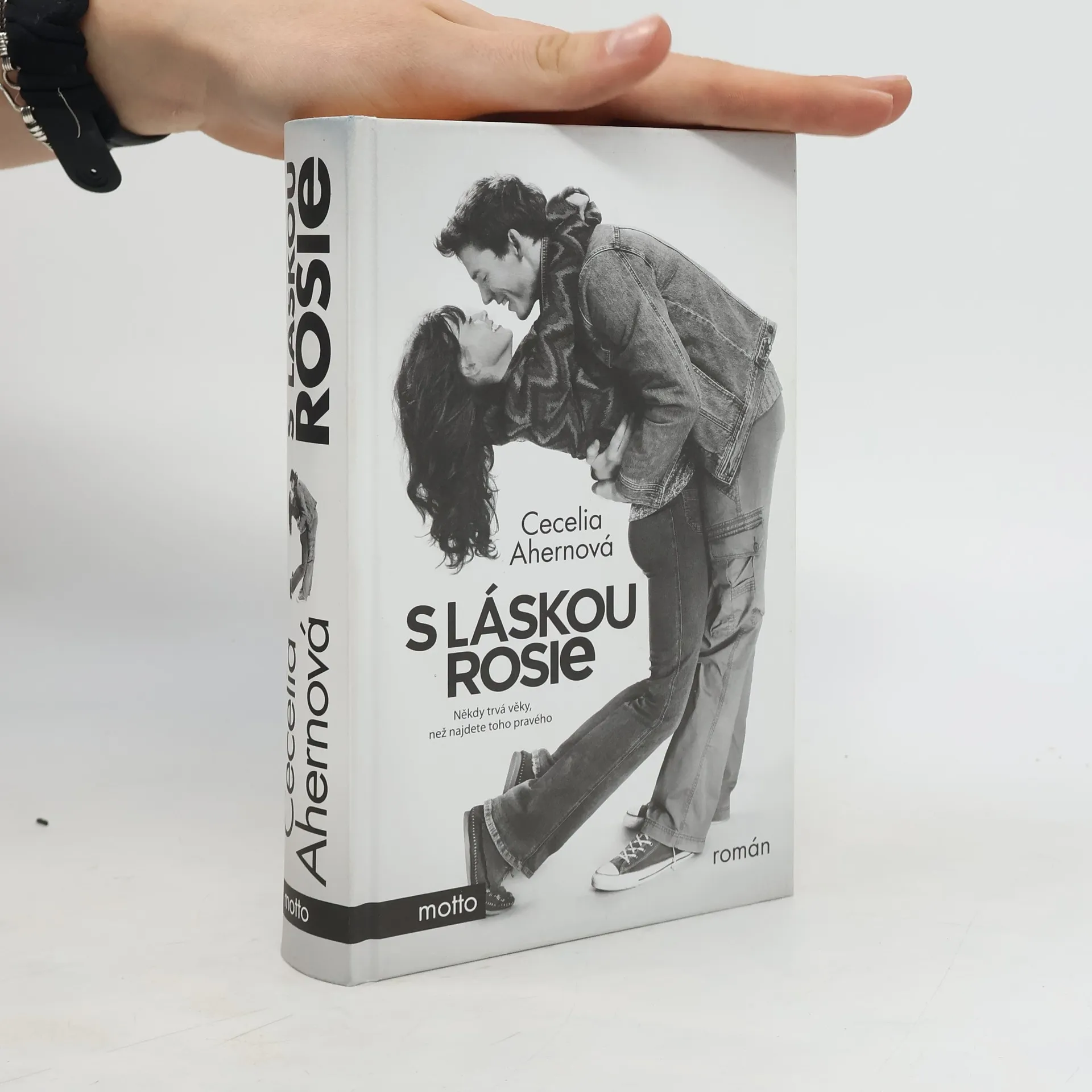 S láskou Rosie - Cecelia Ahern - knihobot.cz