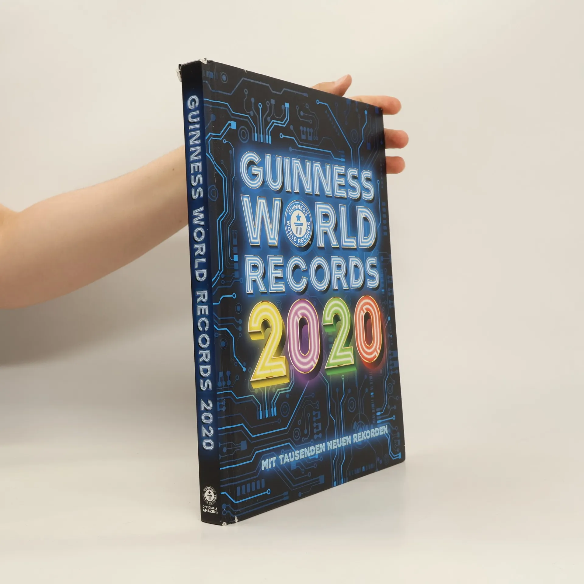 Guinness World Records 2020 - kolektiv - knihobot.cz