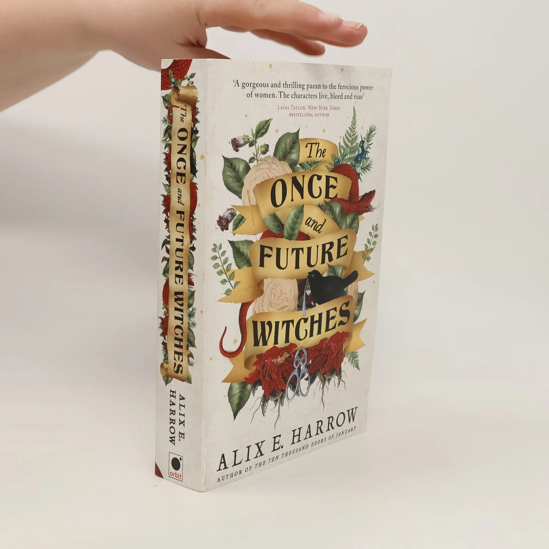 The once and future witches - Alix E. Harrow - knihobot.cz