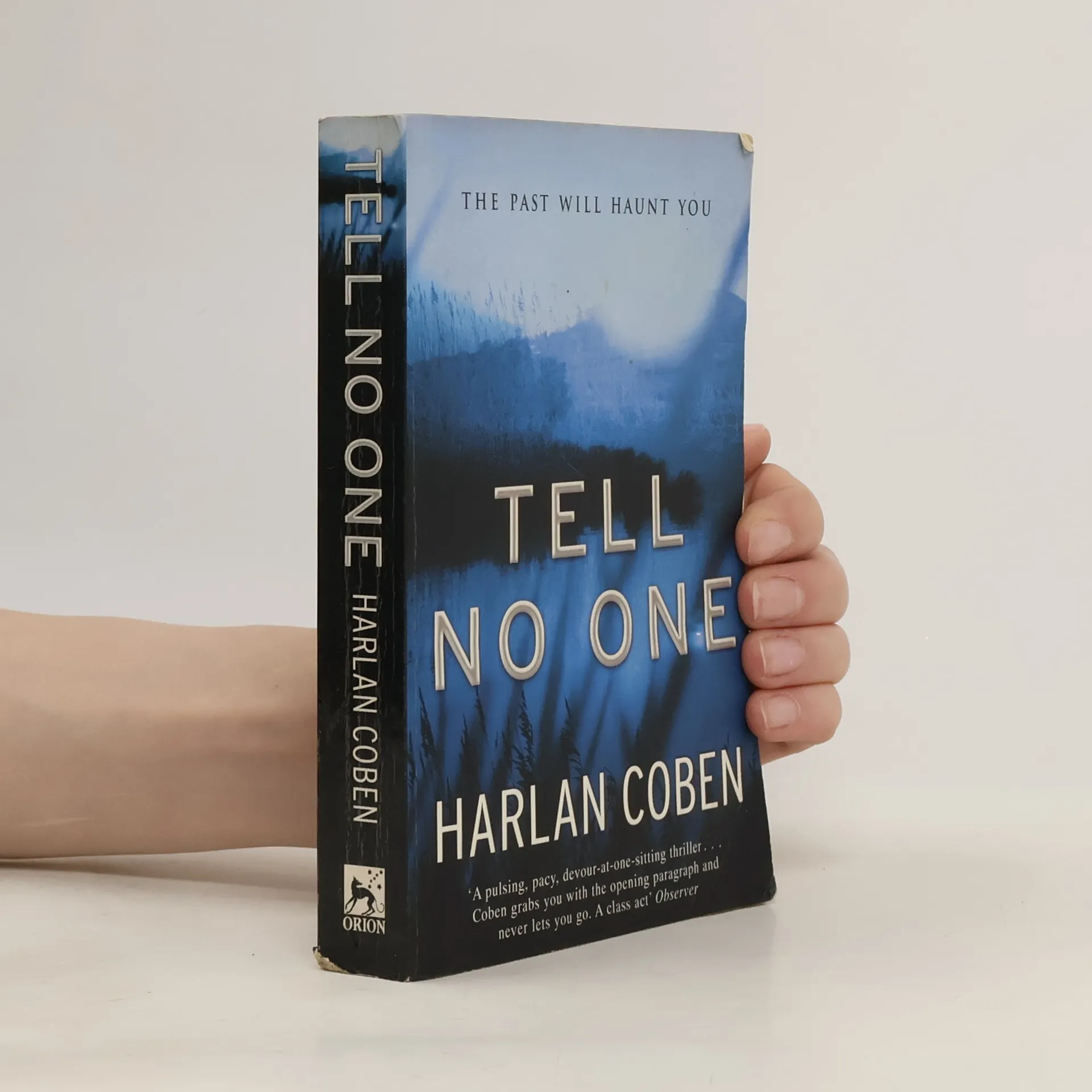 Tell no one - Harlan Coben - knihobot.cz