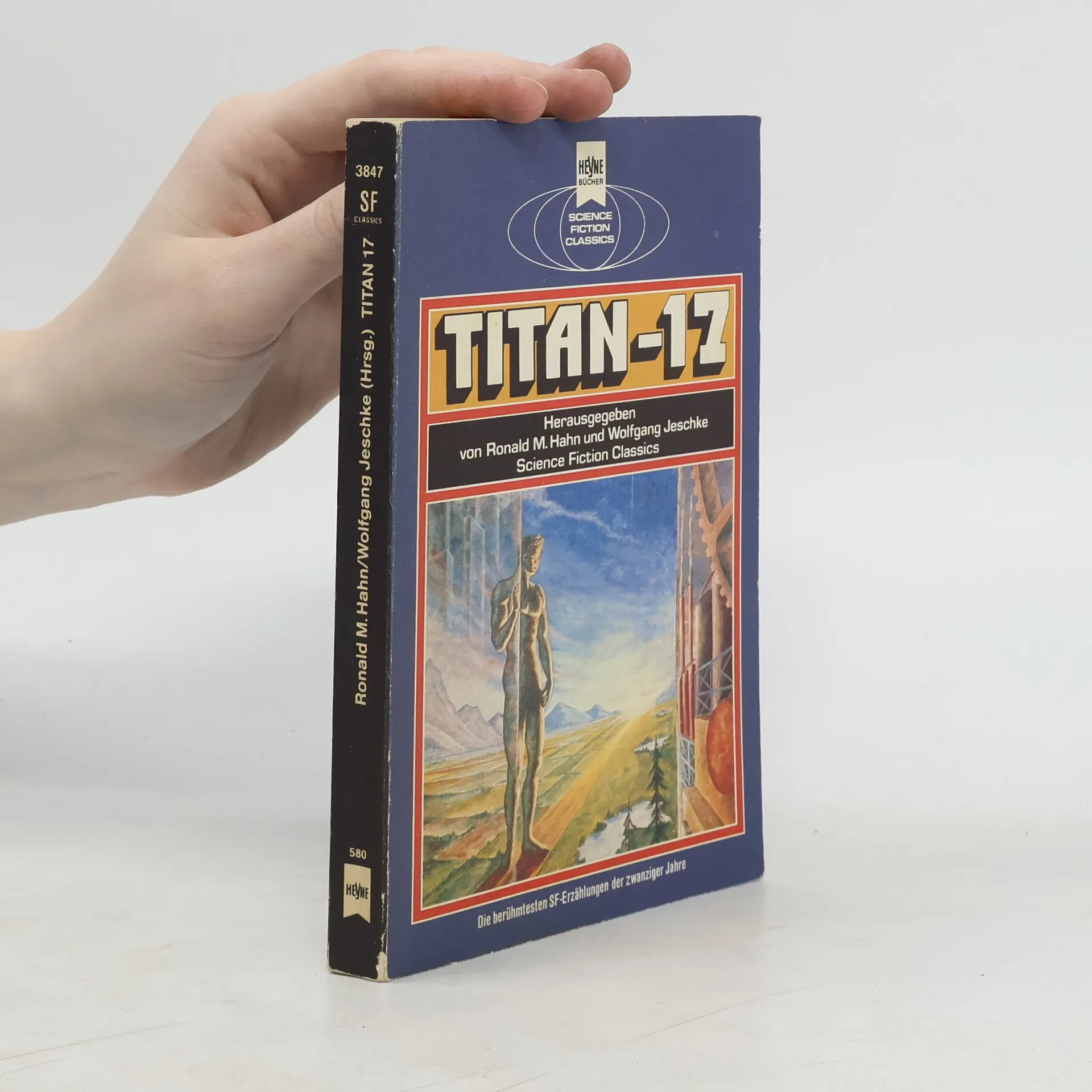 Titan 17 - Ronald M. Hahn - knihobot.cz