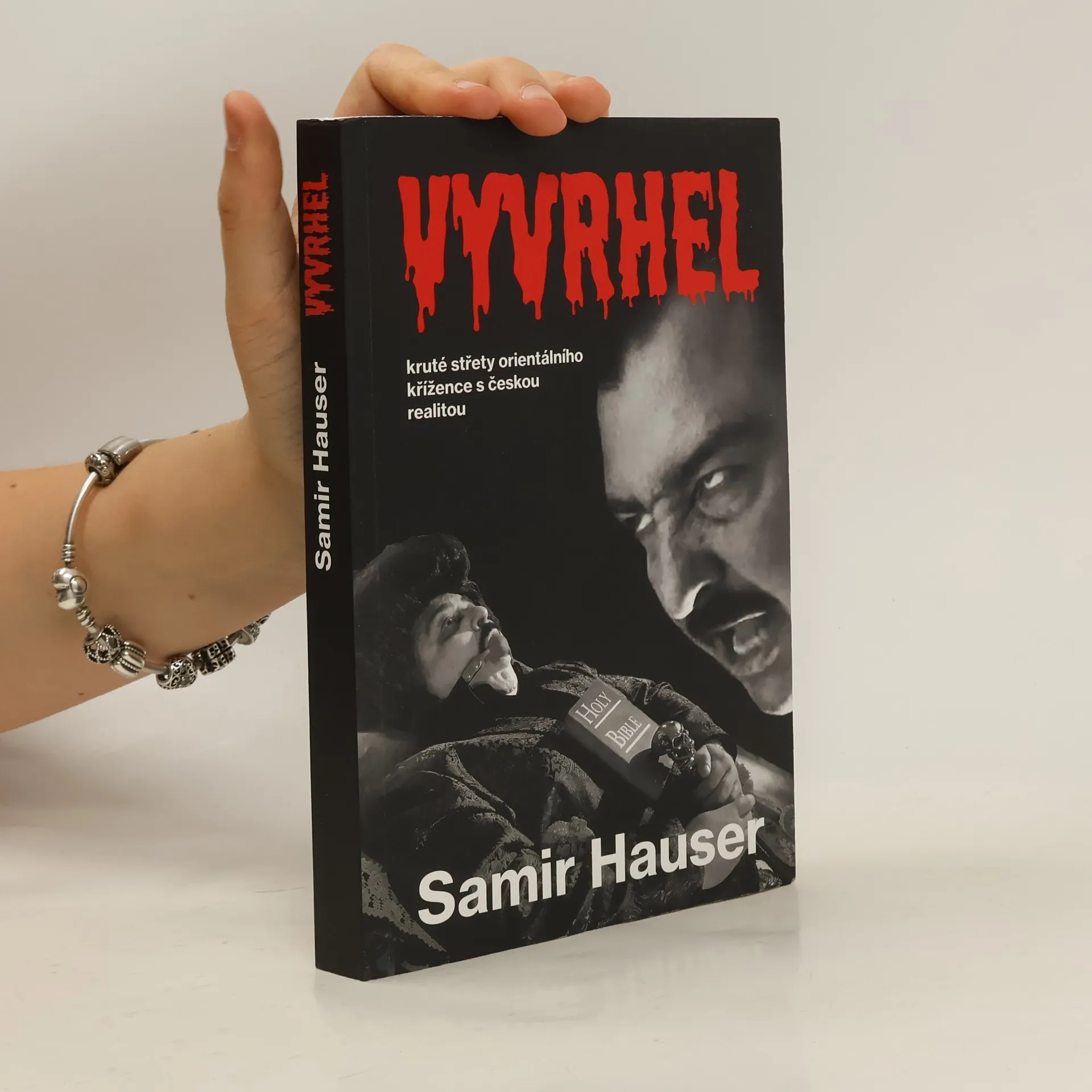 Vyvrhel - Samir Hauser - knihobot.cz